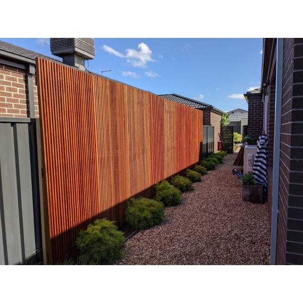 Timber Screens Merbau 1800x900mm (8mm) - Nuway