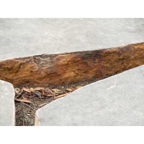 Basalt Step 600-700mm x 150mm - Nuway